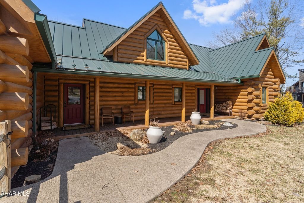 Custom Log Estate With Remarkable In Indian Lake, Pennsylvania, United ...
