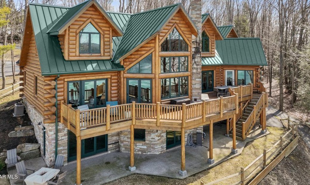 Custom Log Estate With Remarkable In Indian Lake, Pennsylvania, United ...