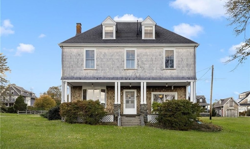 Historic Coastal Estate With In Jamestown, Rhode Island, United States ...