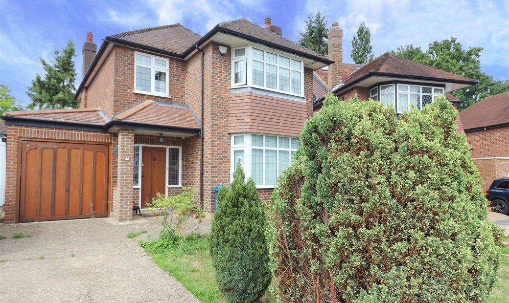 Moss Close, Pinner In Pinner, England, United Kingdom For Sale (16767938)