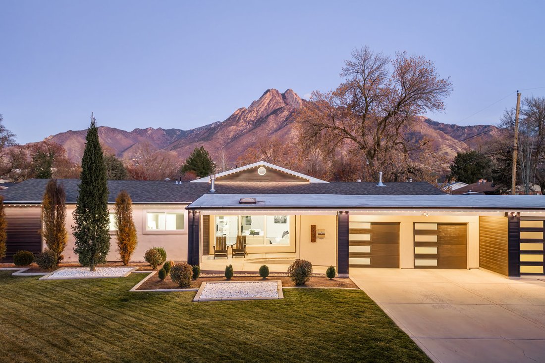 Gorgeous, Modern Single Level Living In The En Holladay, Utah, Estados ...