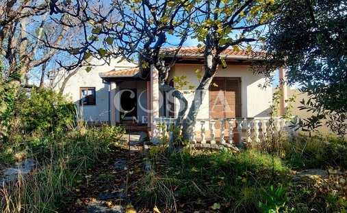 Luxury investment property houses for sale in Mjesni odbor Arbanasi ...