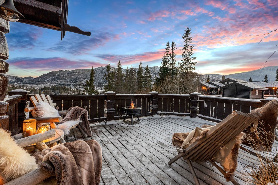 Log Cabin With Optimal Sun Exposure And Fantastic In Rjukan, Telemark ...