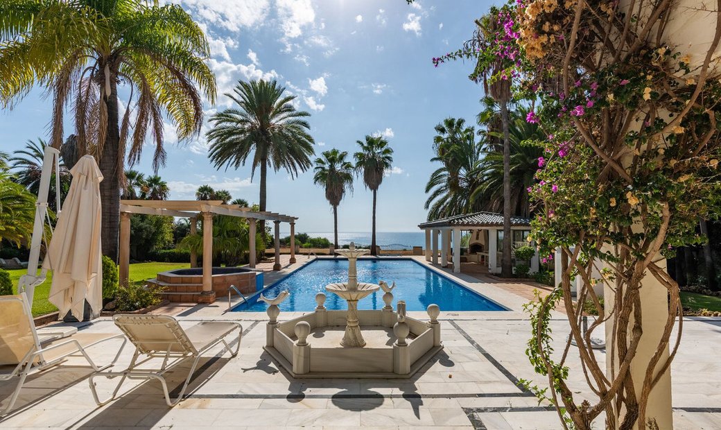 Estepona House In Estepona, Andalusia, Spain For Sale (16771625)
