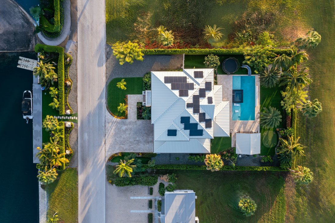 234 Crighton Drive In West Bay, West Bay, Cayman Islands For Sale ...