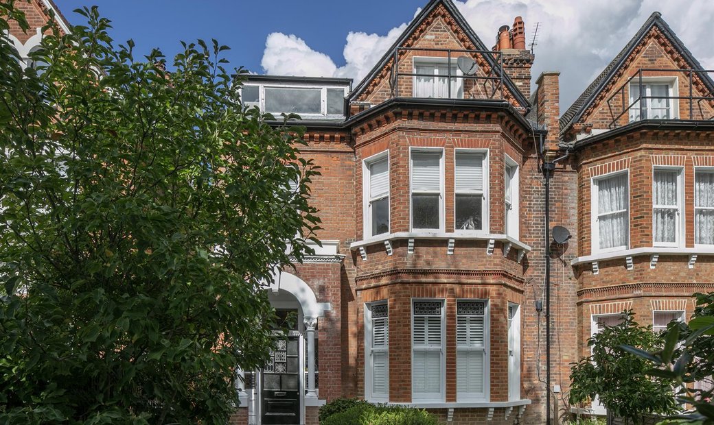 Grove Park, Camberwell, Se5 In Camberwell, England, United Kingdom For ...