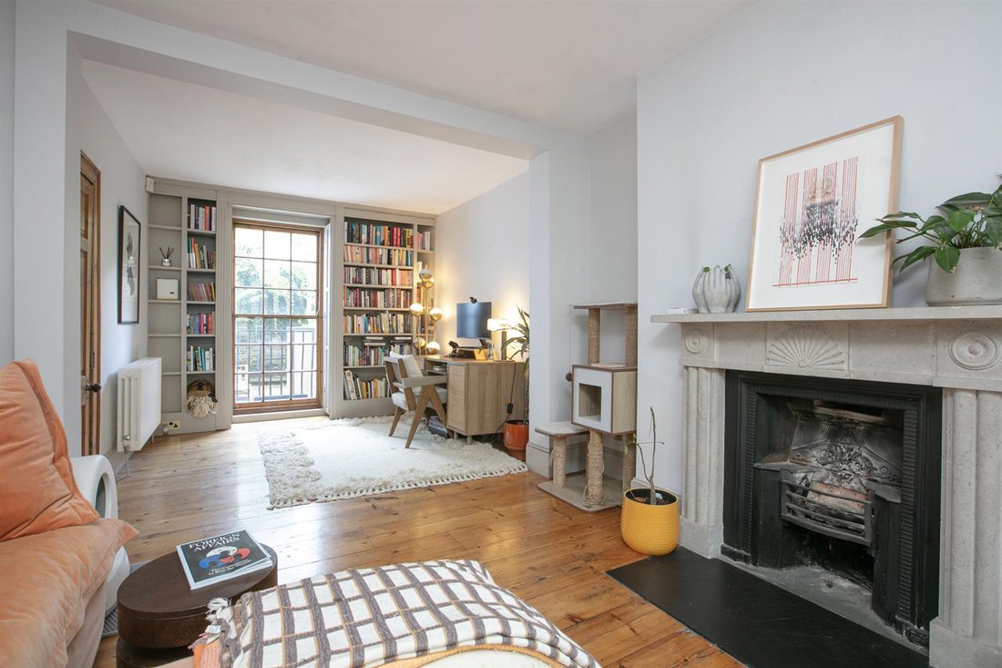 Camberwell Grove, Camberwell, Se5 In Camberwell, England, United ...