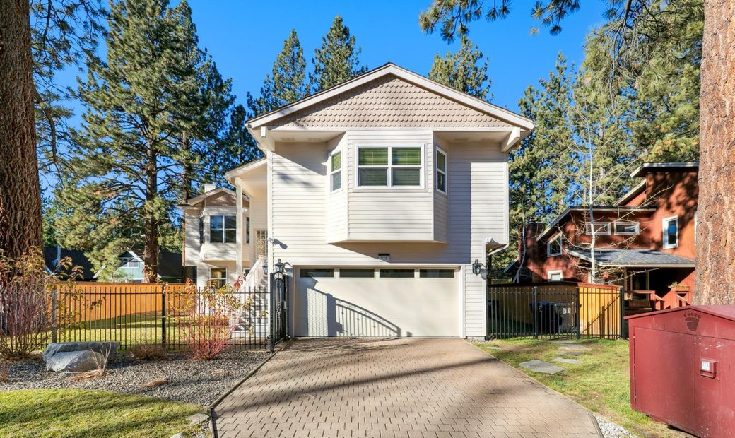 Timeless Tahoe Highland Woods In South Lake Tahoe, California, United ...