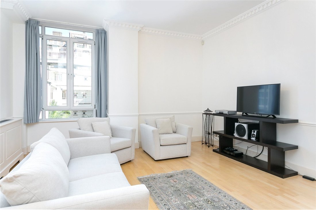 Marathon House, 200 Marylebone Road, Nw1 5 Pw In London, England ...