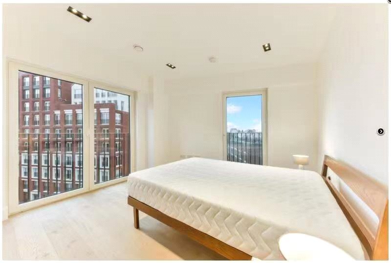 Keybridge House, 7 Exchange Gardens, Sw8 1 Bp In London, England ...