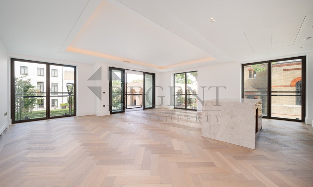 Mulberry Square, Chelsea Barracks, London, In London, England, United ...