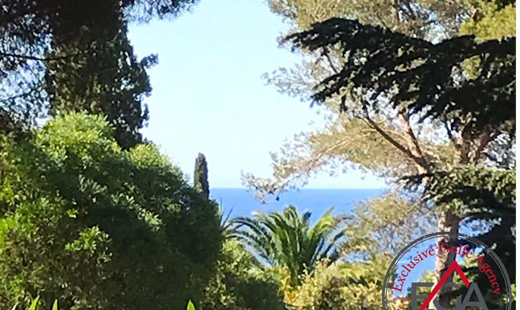 La Croix Valmer In La Croix Valmer, Provence Alpes Côte D'azur, France ...