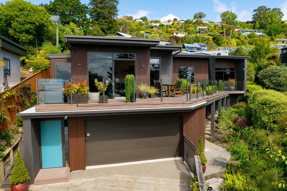 Modern Waterfront Sanctuary In Nelson, Nelson, New Zealand For Sale ...