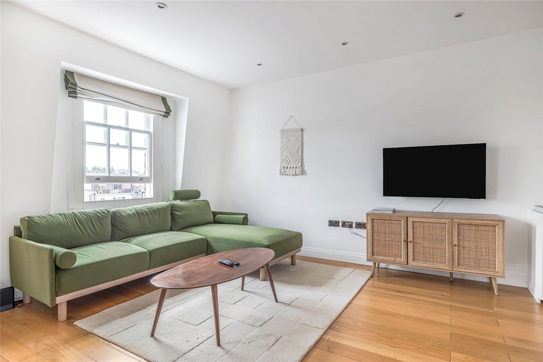 Callow Street In London, England, United Kingdom For Sale (16776943)