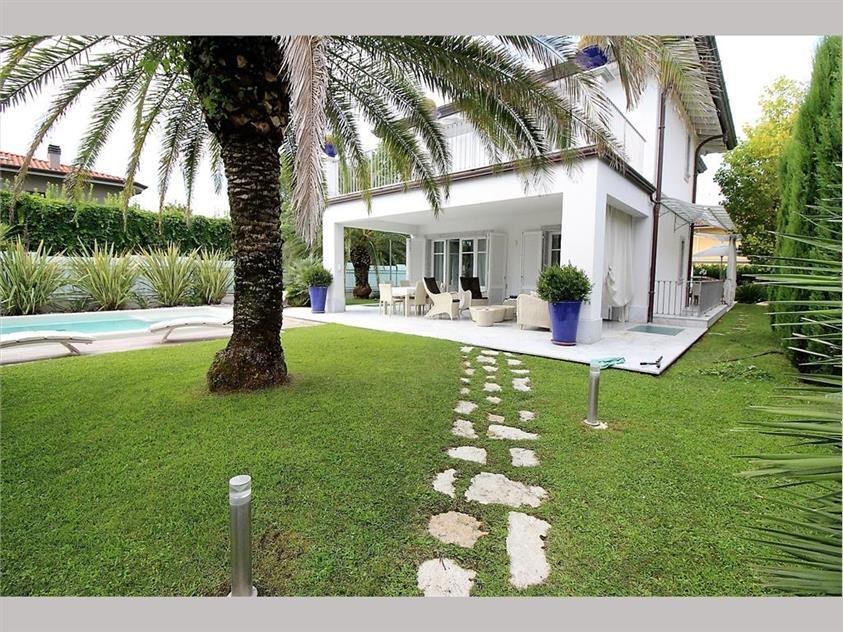 Sale Of Villas In Forte Dei Marmi In Forte Dei Marmi, Tuscany, Italy ...