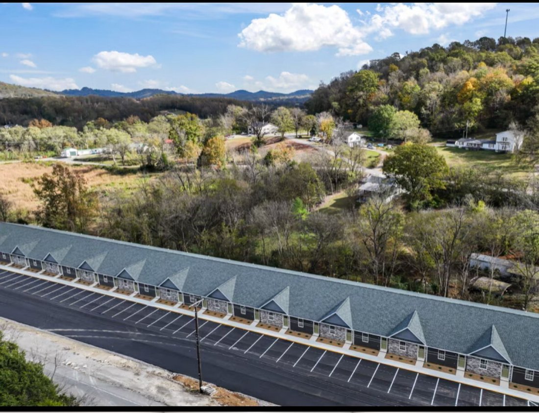 Multi Family In Carthage In Carthage, Tennessee, United States For Sale ...