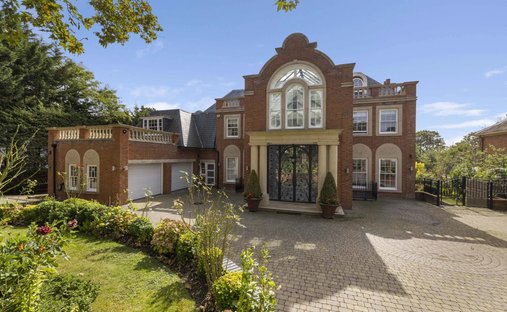 Luxusimmobilien mit aufzug zu verkaufen in Kingston Upon Thames ...