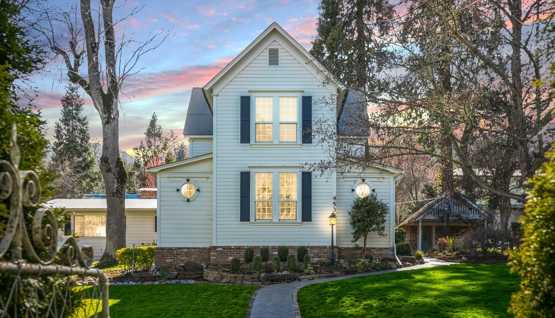 Single Family Residence In Central Point In Medford, Oregon, United ...