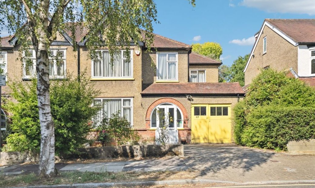 Barrow Point Avenue, Pinner Village In Pinner, England, United Kingdom ...