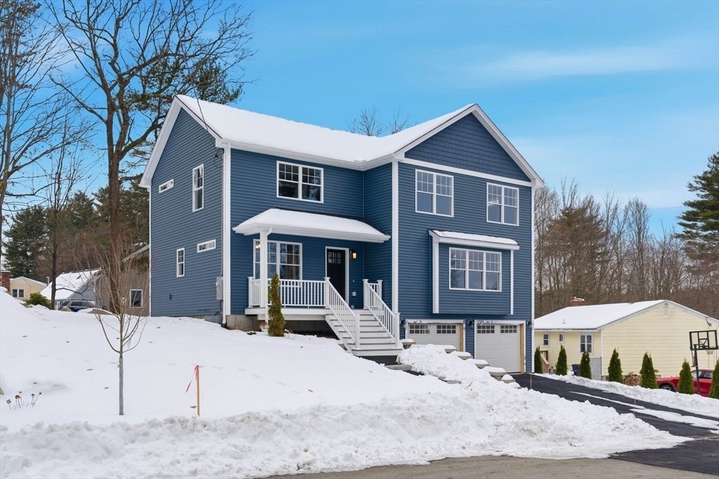 Wohnhaus Nashua In Nashua, New Hampshire, Vereinigte Staaten Zu ...