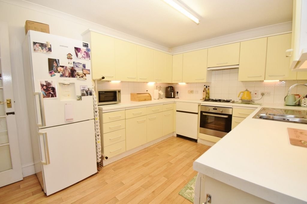 Woodhall Drive, Pinner In Pinner, England, United Kingdom For Sale ...