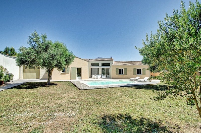 Beautiful Single Story House In Dompierre Sur Mer Nouvelle Aquitaine