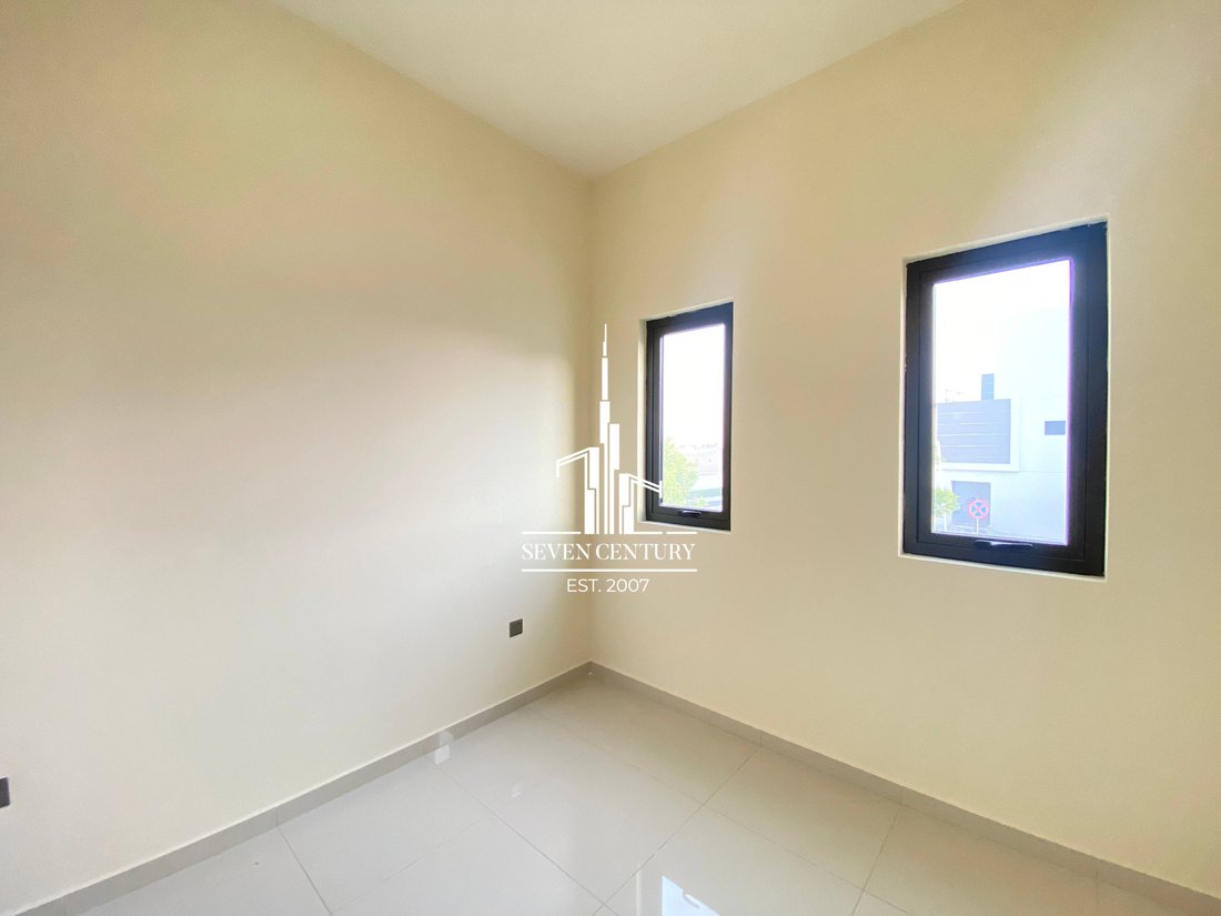 Single Row | End Corner | Big Plot In Dubai, Dubai, United Arab ...