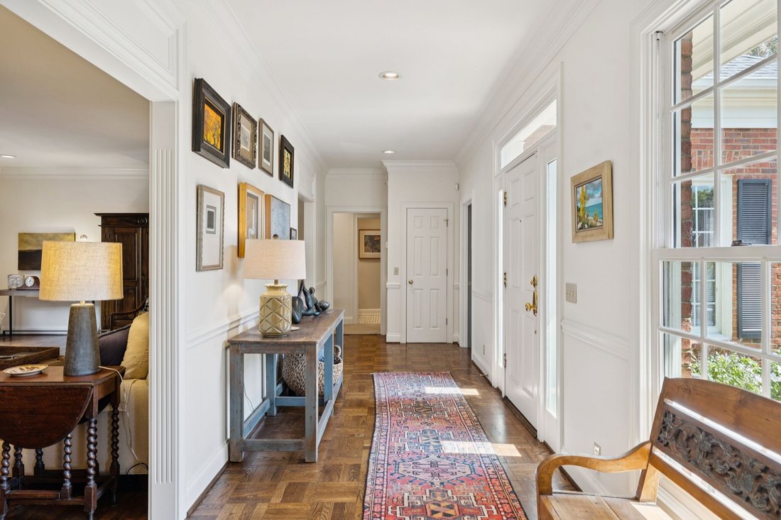 Single Family Residence In Nashville In Forest Hills, Tennessee, United ...