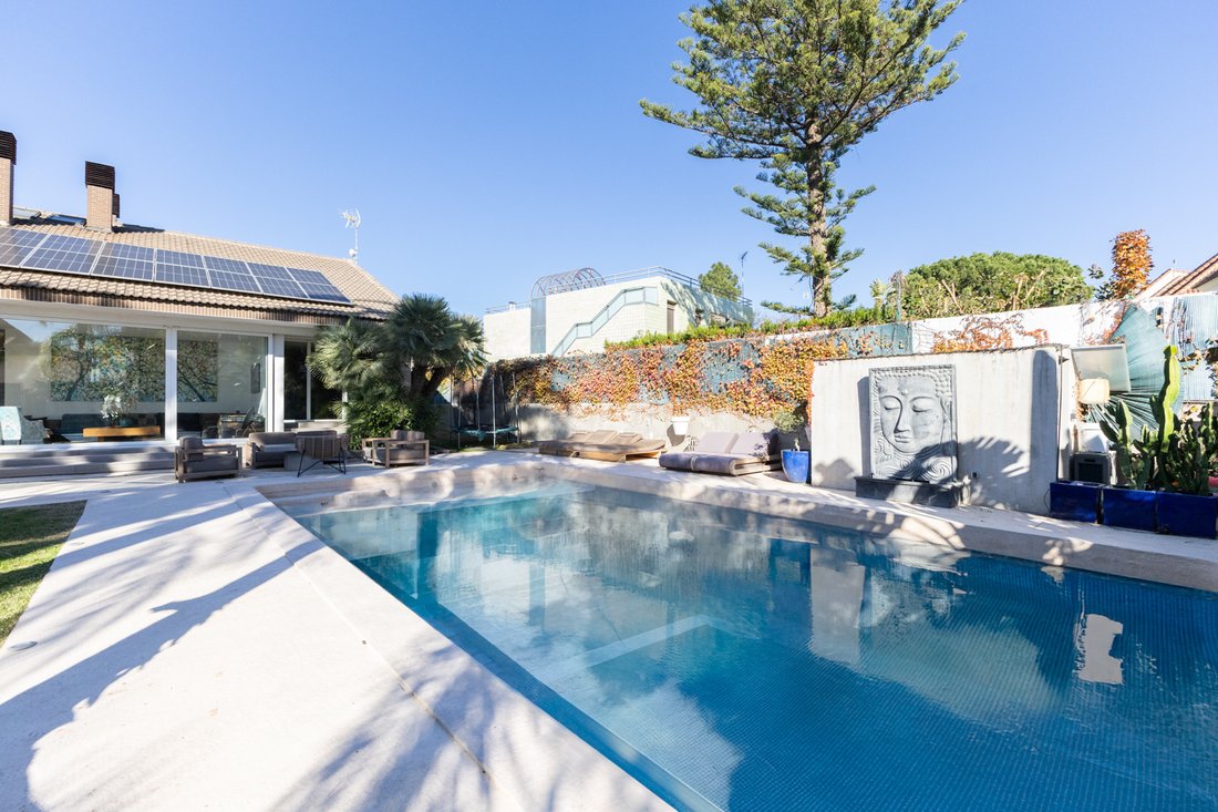 Einzigartige Villa In Luxuriöser In Campolivar, Godella, Land Valencia ...