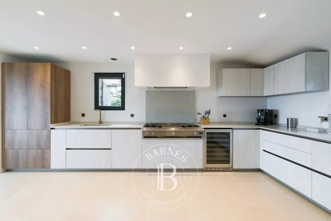 Außergewöhnliche Villa — In Mougins, Provence Alpes Côte D'azur ...