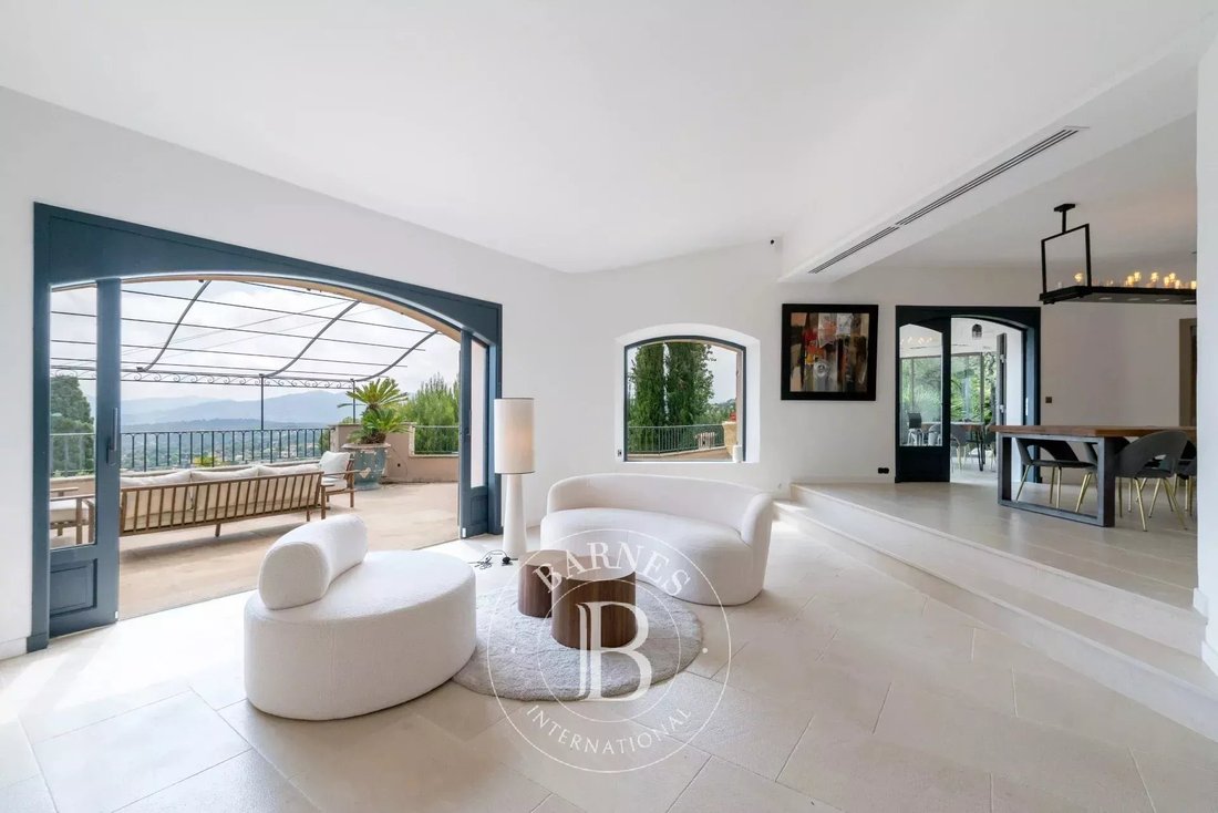 Außergewöhnliche Villa — In Mougins, Provence Alpes Côte D'azur ...