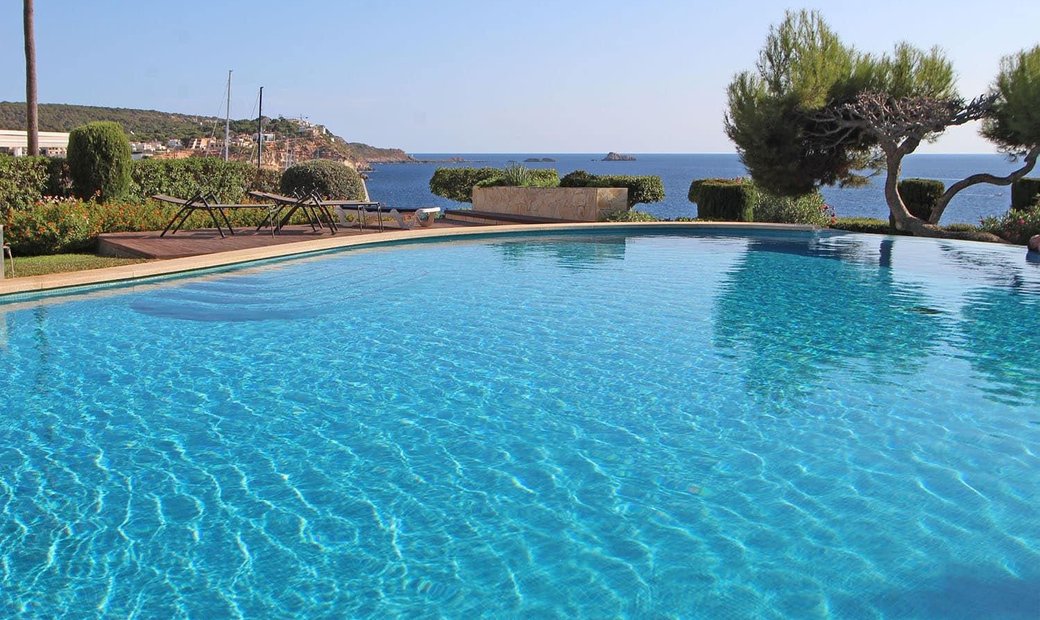 Townhouse On The Front Line Of The Sea In Santa Ponsa, Balearic Islands ...