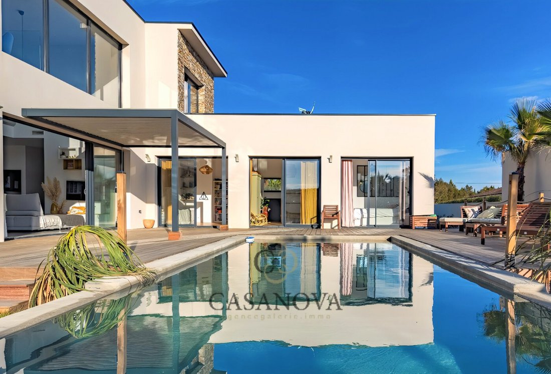 House For Sale In Montpellier, 175m², 7 In Montpellier, Occitanie ...