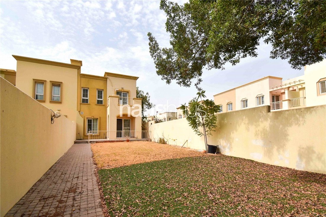 Type 4 E | Vacant Now | Standard En Dubái, Dubái, Emiratos árabes ...