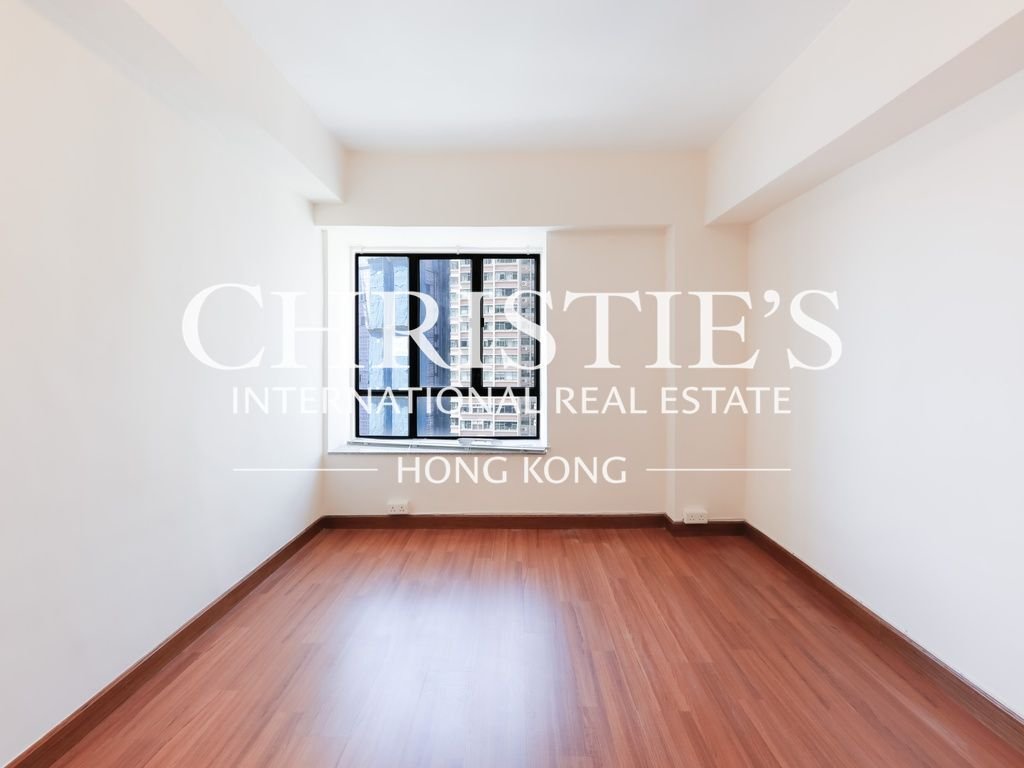 Excelsior Court In Hong Kong, Hong Kong For Sale (16807743)