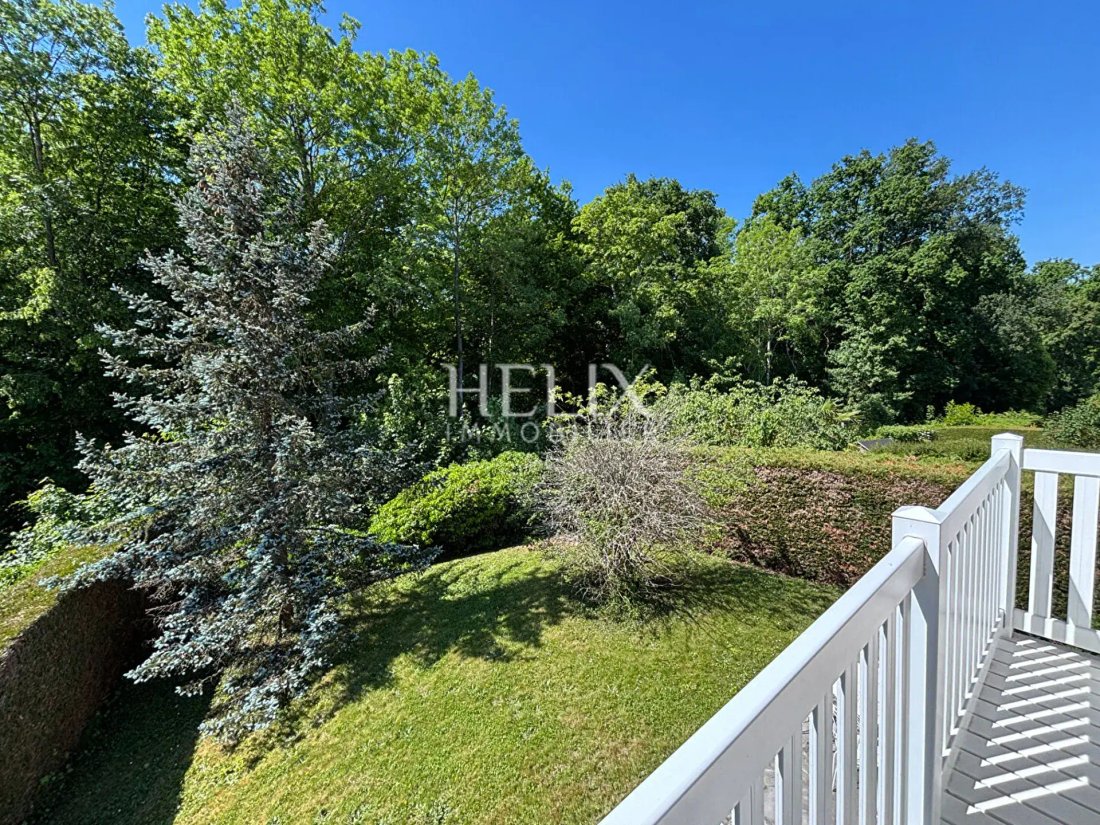 House Near International En Saint Germain En Laye, Isla De Francia ...