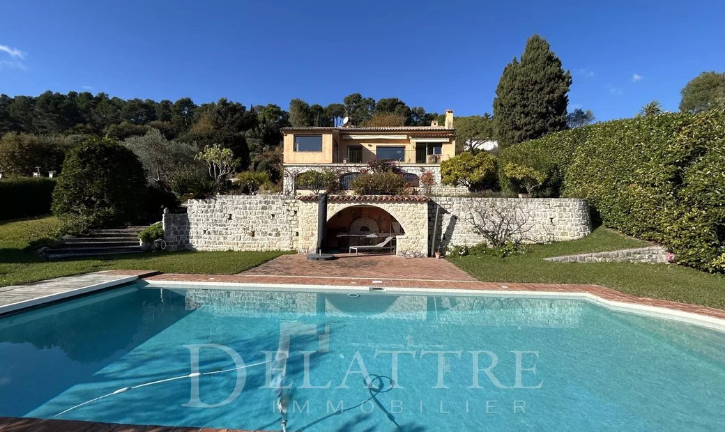 La Colle Sur Loup En La Colle Sur Loup, Provenza Alpes Costa Azul ...