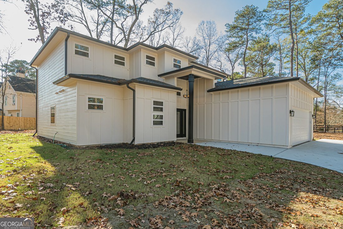 Single Family Residence In Powder In Powder Springs, Georgia, United ...