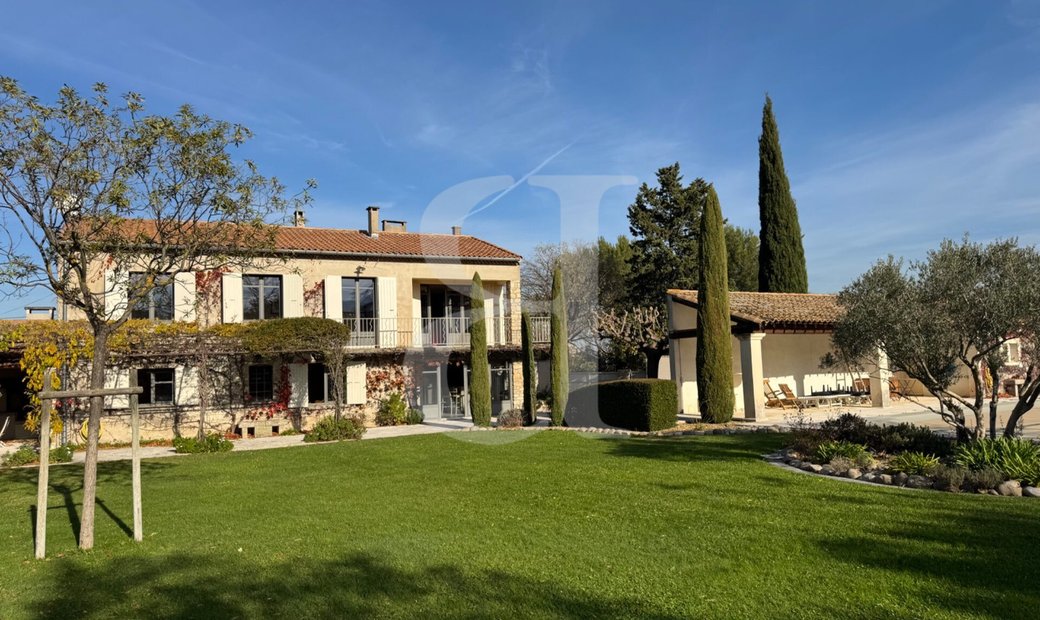 Villa Dans Saint Rémy De Provence, Provence Alpes Côte D'azur, France à ...