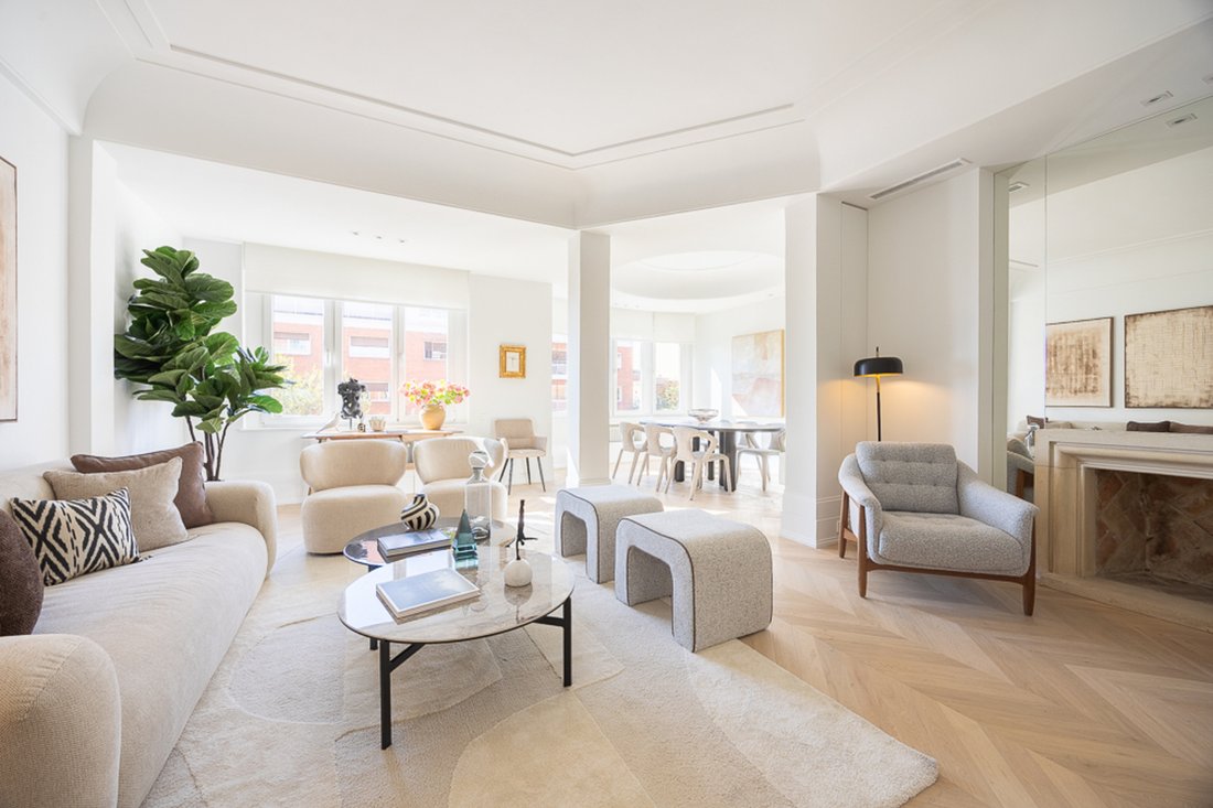 Elegant Stately Home For Sale In Salamanca In Barrio Salamanca, Madrid ...