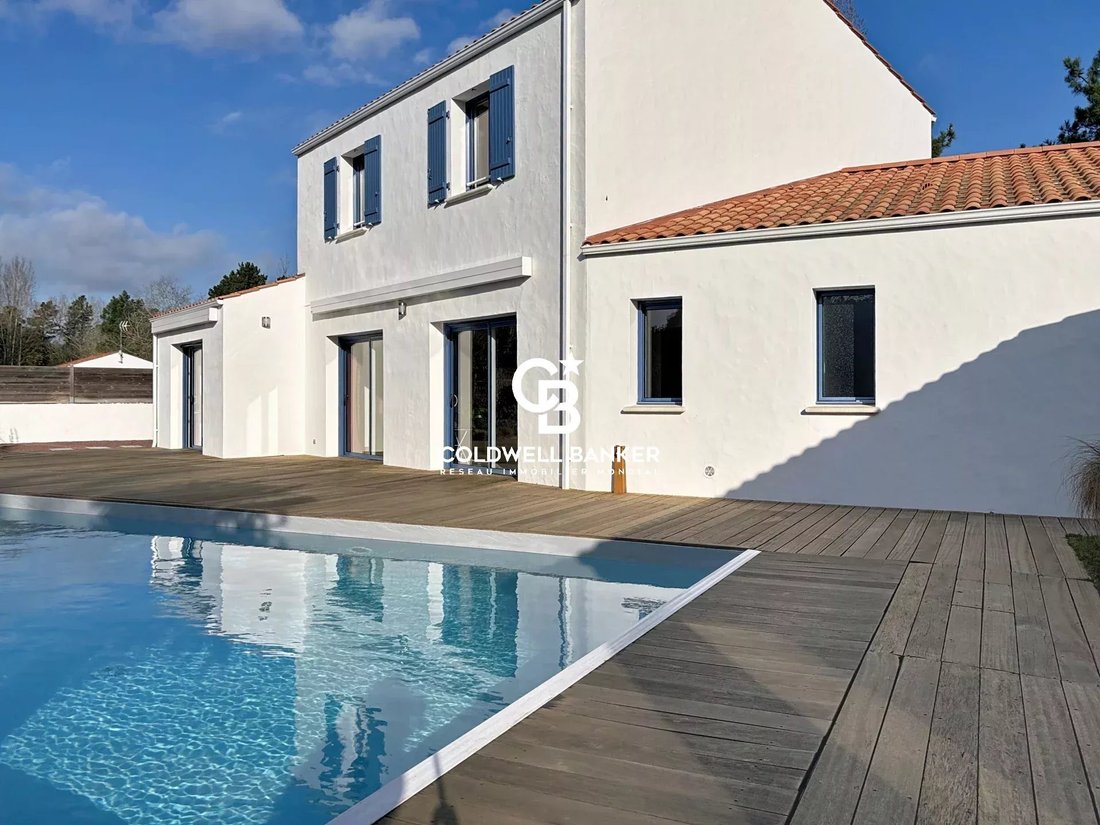 Between Pine Forest And Ocean In Saint Jean De Monts, Pays De La Loire ...