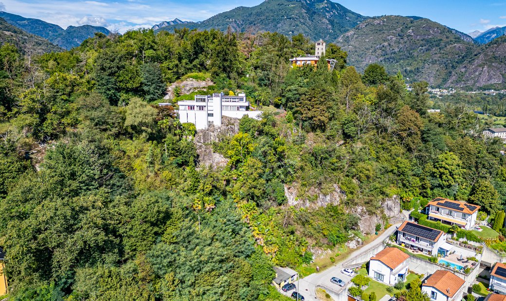 "The House On The Rock" With Breathtaking Views In Losone, Ticino ...