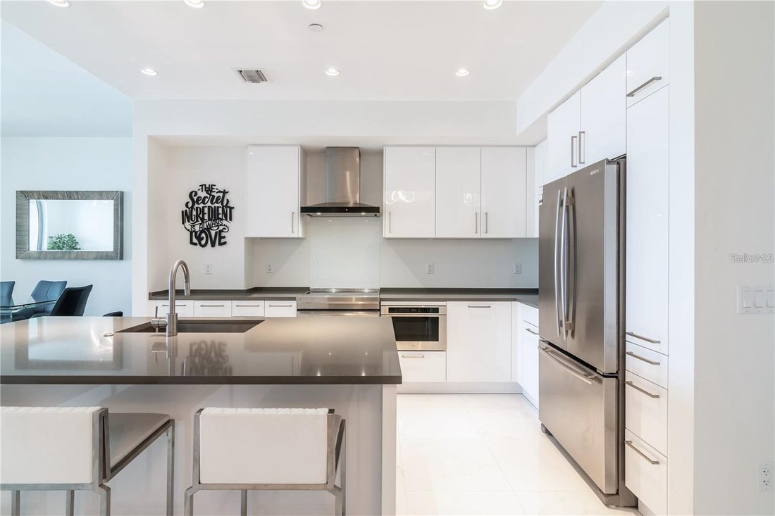 111 Pineapple Avenue S, 1002 Sarasota, In Sarasota, Florida, United ...