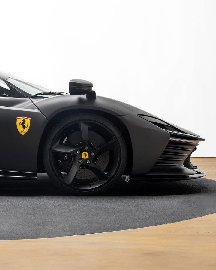 2023 Ferrari Daytona Sp3 In Berlin, Berlin, Germany For Sale (16809542)