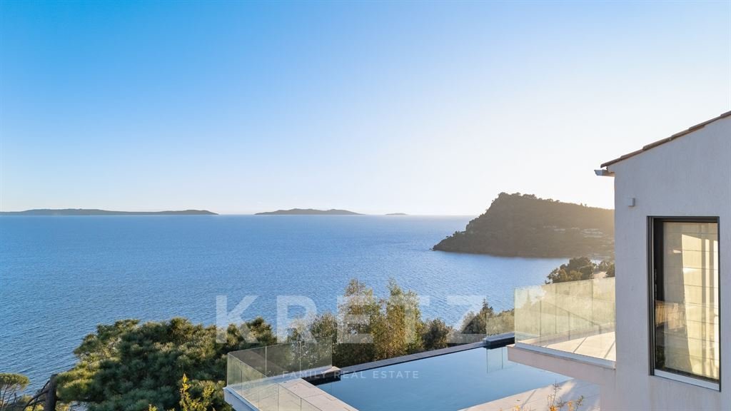 Sea View Rayol En Rayol Canadel Sur Mer, Provenza Alpes Costa Azul ...