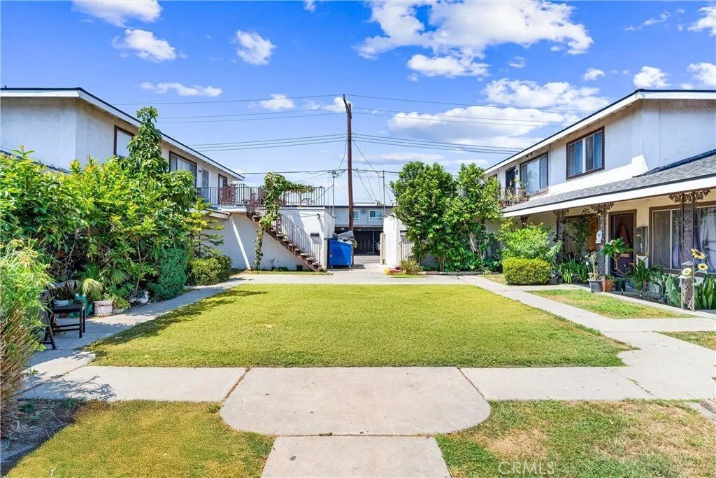 Plusieurs Familles à Fullerton Dans Fullerton, Californie, états Unis à ...