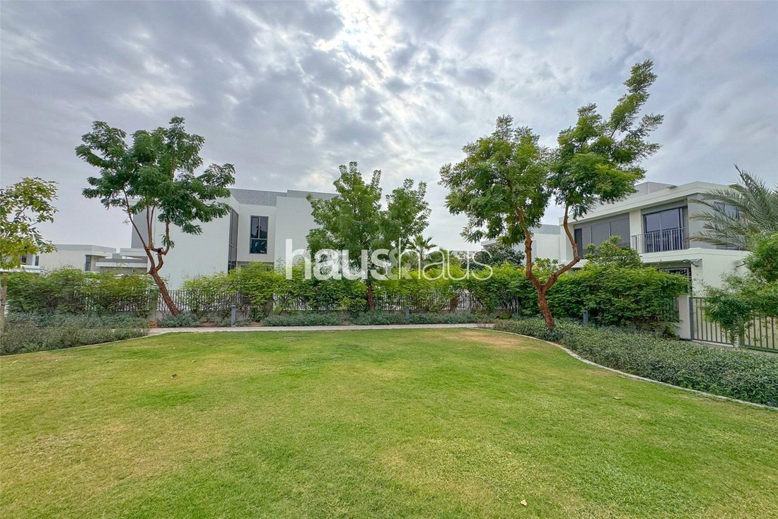Corner Plot | Vacant Now | Backing Small In Dubai, Dubai, United Arab ...