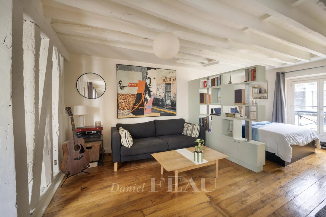 Paris 4th District – A Charming Pied A Terre En París, Isla De Francia ...
