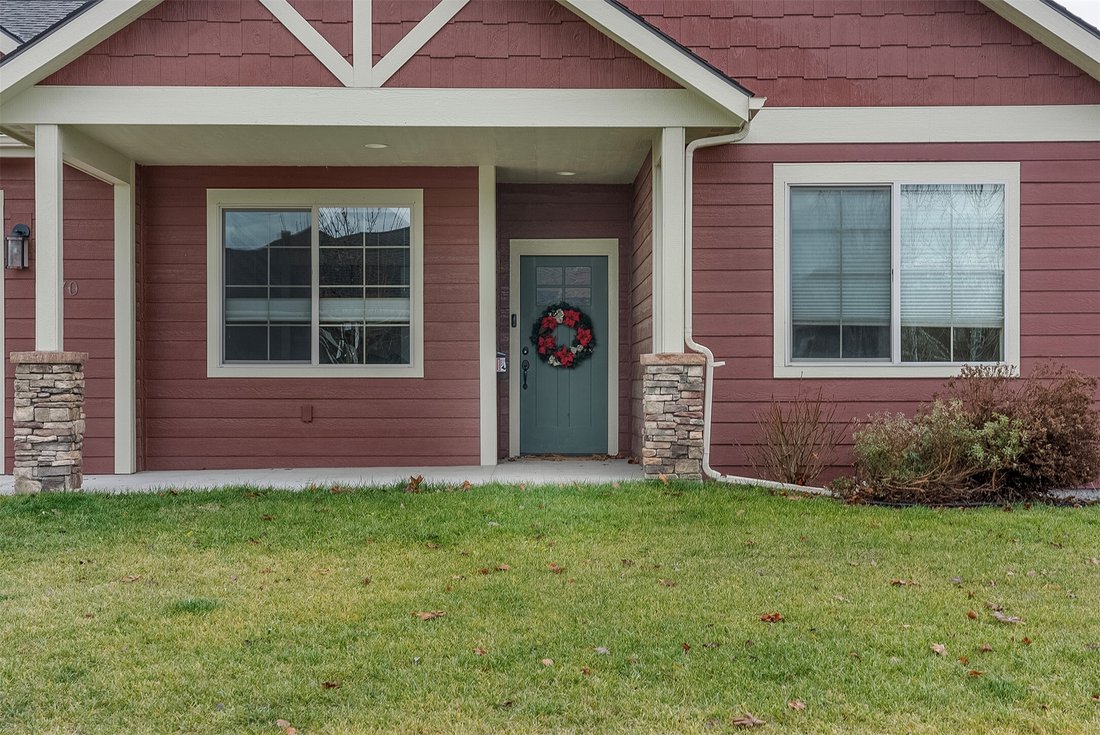 Beautiful Home On A Desirable Corner Lot In Kalispell, Montana, United ...