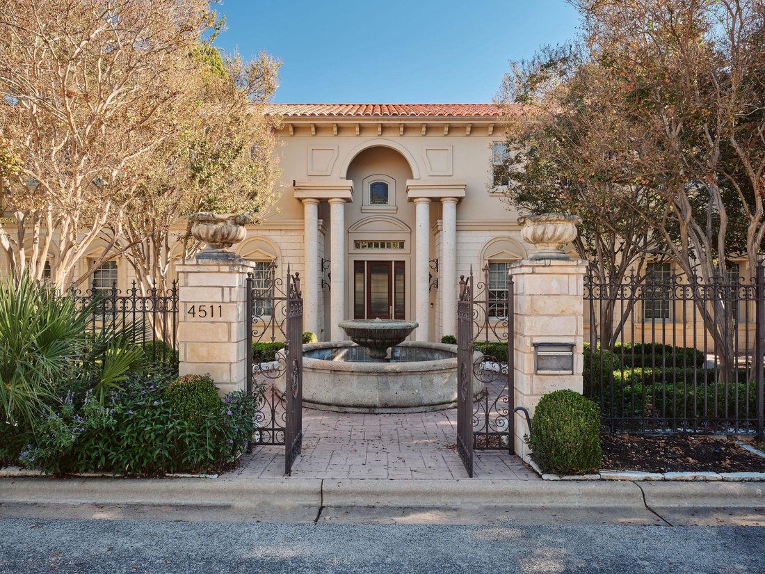 Remarkable Mansion With Italian Inspired In Austin, Texas, United ...